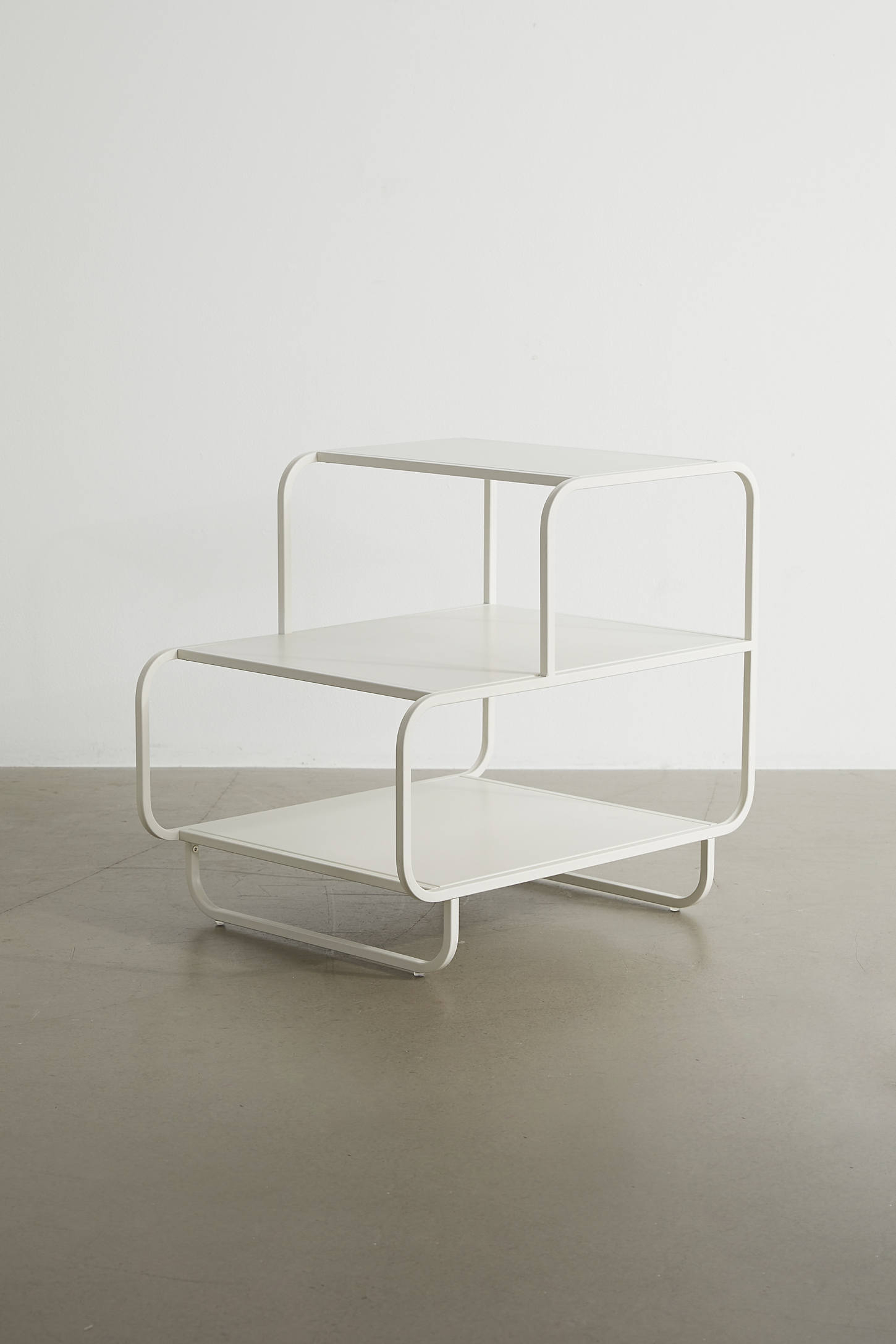 Alana Metal 3-Tiered Side Table/Nightstand